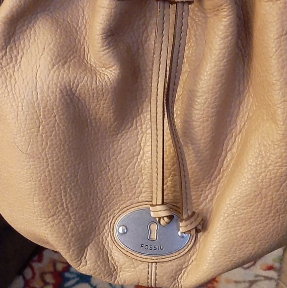 Fossil | Bags | Fossil Leather Bucket Purse | Poshmark